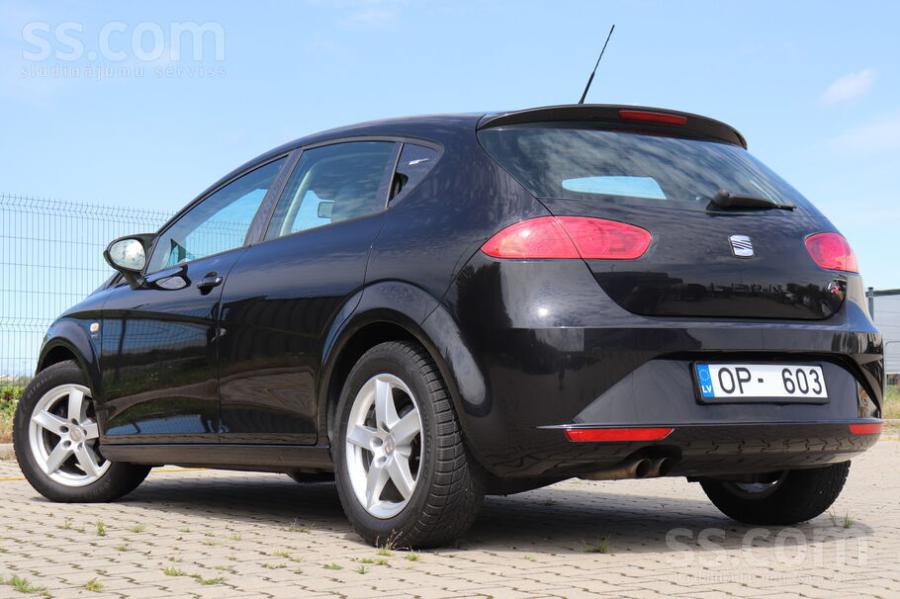 Black SEAT Leon 2011 in Riga, with an engine capacity of 1.40 L and mileage of 180 thousand km for 3750 €, photo 11 on AUTOMOTO.COM.LV