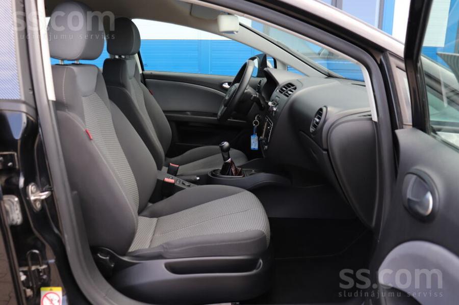 Black SEAT Leon 2011 in Riga, with an engine capacity of 1.40 L and mileage of 180 thousand km for 3750 €, photo 20 on AUTOMOTO.COM.LV