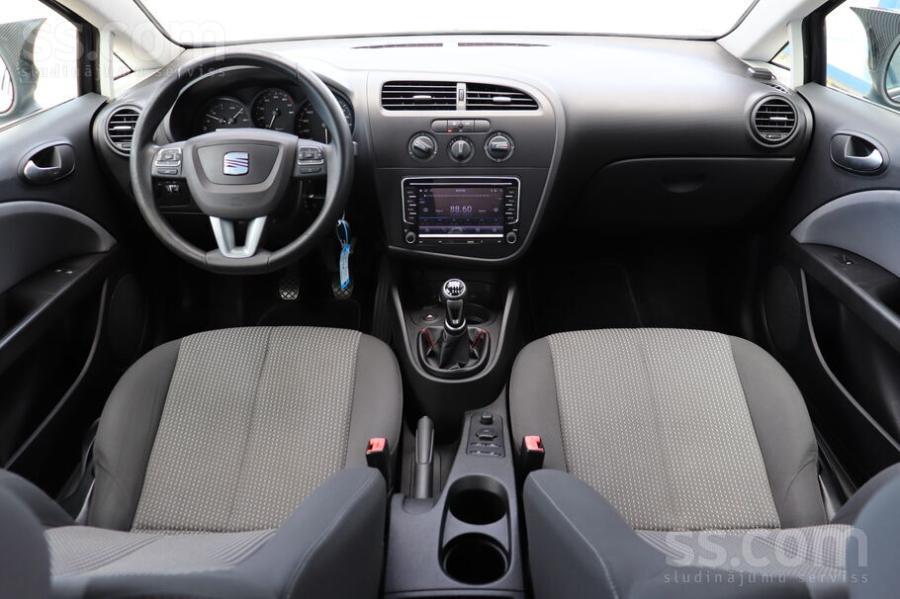 Black SEAT Leon 2011 in Riga, with an engine capacity of 1.40 L and mileage of 180 thousand km for 3750 €, photo 21 on AUTOMOTO.COM.LV