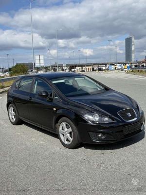 Melns SEAT Leon 2011 Klaipėda, ar dzinēja tilpumu 1.39 L un nobraukumu 197 tūkst. km par 3150 €, foto 4 vietnē AUTOMOTO.COM.LV