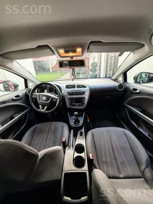 Black SEAT Leon 2011 in Liepaja, with an engine capacity of 1.20 L and mileage of 250 thousand km for 2900 €, photo 7 on AUTOMOTO.COM.LV