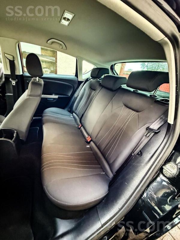 Melns SEAT Leon 2011 Liepāja, ar dzinēja tilpumu 1.20 L un nobraukumu 250 tūkst. km par 2900 €, foto 11 vietnē AUTOMOTO.COM.LV