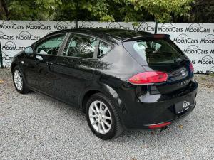 Black SEAT Leon 2011 in Vilnius, with an engine capacity of 1.39 L and mileage of 147 thousand km for 3700 €, photo 8 on AUTOMOTO.COM.LV