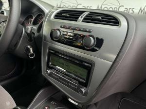 Black SEAT Leon 2011 in Vilnius, with an engine capacity of 1.39 L and mileage of 147 thousand km for 3700 €, photo 16 on AUTOMOTO.COM.LV