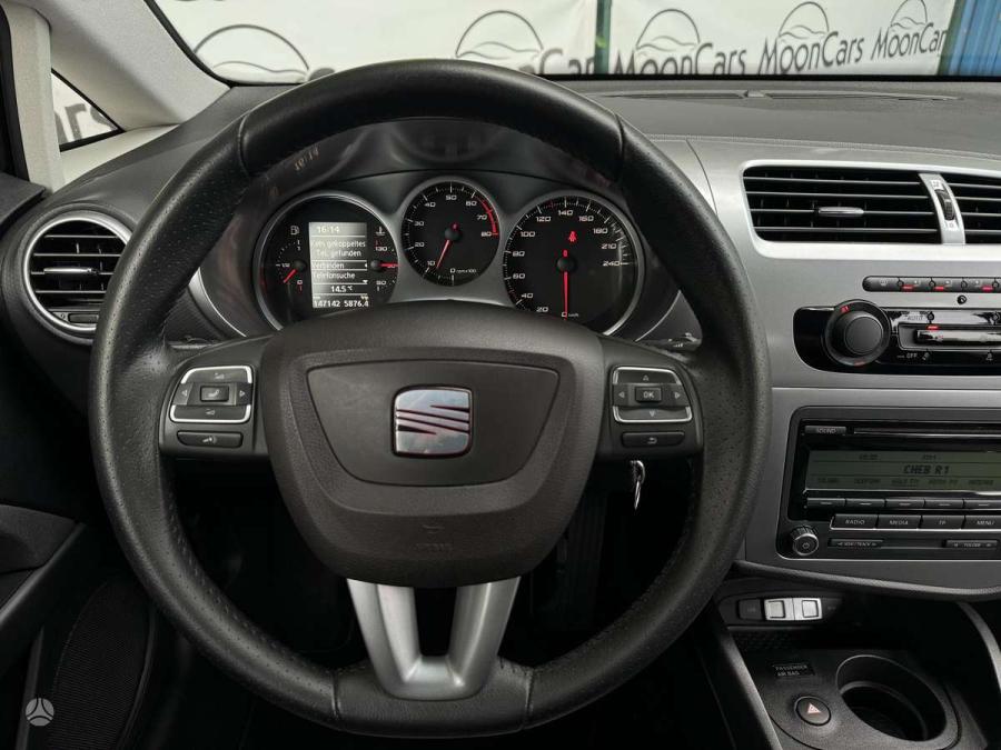 Black SEAT Leon 2011 in Vilnius, with an engine capacity of 1.39 L and mileage of 147 thousand km for 3700 €, photo 19 on AUTOMOTO.COM.LV