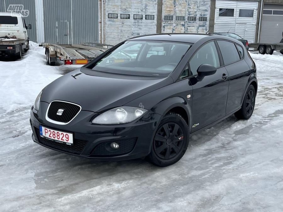 Black SEAT Leon 2012 in Marijampole, with an engine capacity of 1.20 L and mileage of 229 thousand km for 3150 €, photo 1 on AUTOMOTO.COM.LV