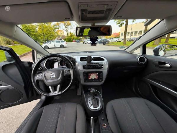 Black SEAT Leon 2012 in Kaunas, with an engine capacity of 1.60 L and mileage of 226 thousand km for 3950 €, photo 3 on AUTOMOTO.COM.LV