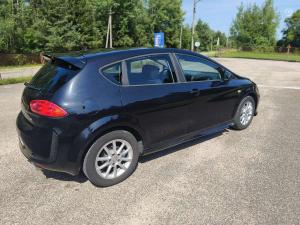Black SEAT Leon 2012 in Utena, with an engine capacity of 1.60 L and mileage of 260 thousand km for 3550 €, photo 22 on AUTOMOTO.COM.LV