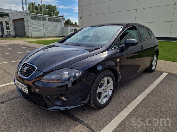 Melns SEAT Leon 2012 Rīga, ar dzinēja tilpumu 1.80 L un nobraukumu 209 tūkst. km par 4280 €, foto 3 vietnē AUTOMOTO.COM.LV