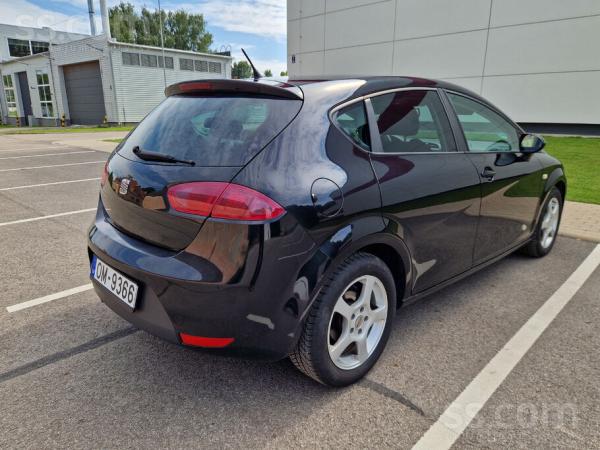 Melns SEAT Leon 2012 Rīga, ar dzinēja tilpumu 1.80 L un nobraukumu 209 tūkst. km par 4280 €, foto 4 vietnē AUTOMOTO.COM.LV