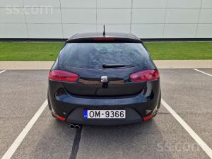 Black SEAT Leon 2012 in Riga, with an engine capacity of 1.80 L and mileage of 209 thousand km for 4280 €, photo 6 on AUTOMOTO.COM.LV
