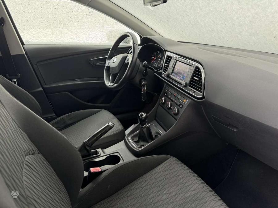 Melns SEAT Leon 2013 Kauņa, ar dzinēja tilpumu 1.60 L un nobraukumu 270 tūkst. km par 4250 €, foto 10 vietnē AUTOMOTO.COM.LV