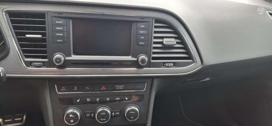 Black SEAT Leon 2013 in Kaunas, with an engine capacity of 1.80 L and mileage of 165 thousand km for 7090 €, photo 27 on AUTOMOTO.COM.LV