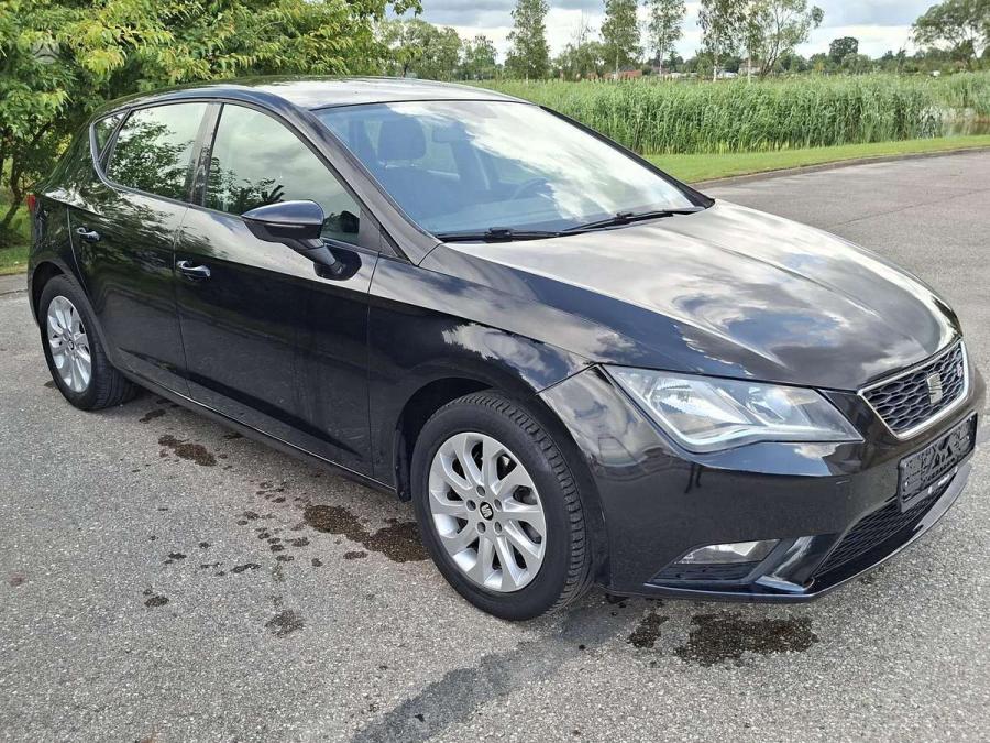 Black SEAT Leon 2013 in Ukmerge, with an engine capacity of 1.20 L and mileage of 21 thousand km for 3999 €, photo 3 on AUTOMOTO.COM.LV