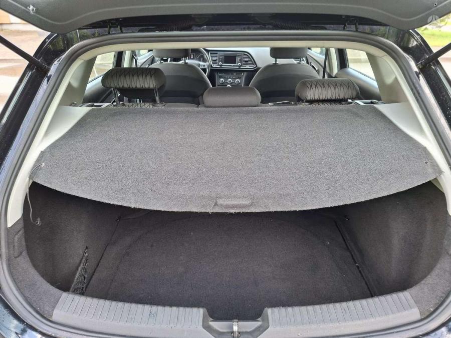 Black SEAT Leon 2013 in Ukmerge, with an engine capacity of 1.20 L and mileage of 21 thousand km for 3999 €, photo 14 on AUTOMOTO.COM.LV