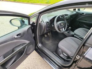 Black SEAT Leon 2013 in Alytus, with an engine capacity of 1.20 L and mileage of 219 thousand km for 3190 €, photo 6 on AUTOMOTO.COM.LV