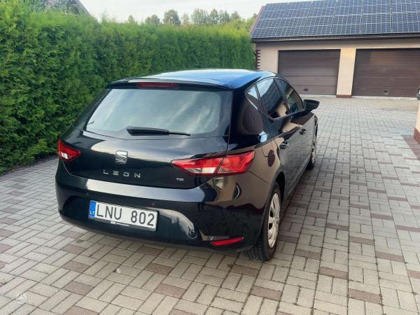 Black SEAT Leon 2013 in Ariogala, with an engine capacity of 1.60 L and mileage of 240 thousand km for 5000 €, photo 5 on AUTOMOTO.COM.LV