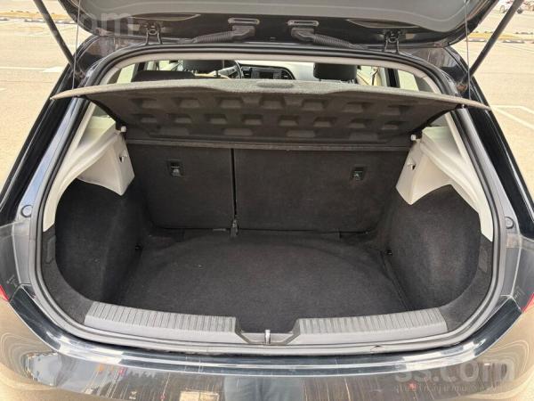 Melns SEAT Leon 2014 Rīga, ar dzinēja tilpumu 1.60 L un nobraukumu 262 tūkst. km par 4400 €, foto 6 vietnē AUTOMOTO.COM.LV