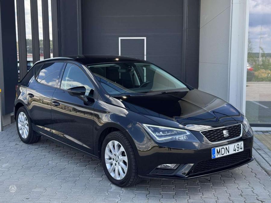 Black SEAT Leon 2016 in Vilnius, with an engine capacity of 1.60 L and mileage of 282 thousand km for 6500 €, photo 3 on AUTOMOTO.COM.LV
