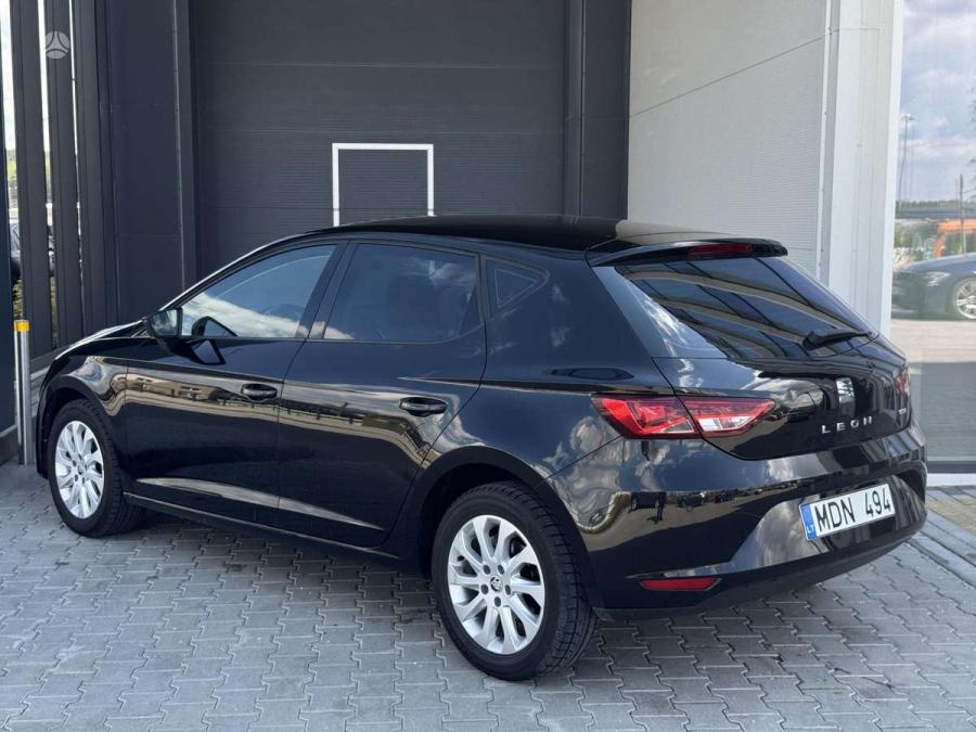 Black SEAT Leon 2016 in Vilnius, with an engine capacity of 1.60 L and mileage of 282 thousand km for 6500 €, photo 6 on AUTOMOTO.COM.LV