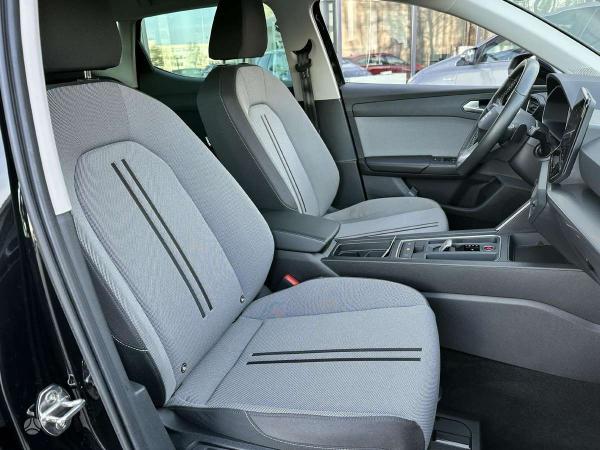 Black SEAT Leon 2021 in Kaunas, with an engine capacity of 1.00 L and mileage of 205 thousand km for 12300 €, photo 11 on AUTOMOTO.COM.LV