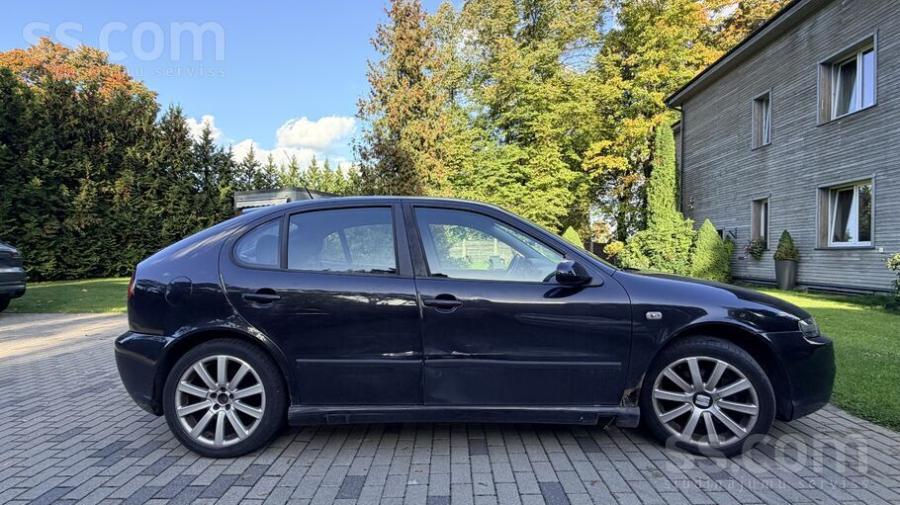 Melns SEAT Leon 2004 Rīga, ar dzinēja tilpumu 1.90 L un nobraukumu 374 tūkst. km par 600 €, foto 5 vietnē AUTOMOTO.COM.LV