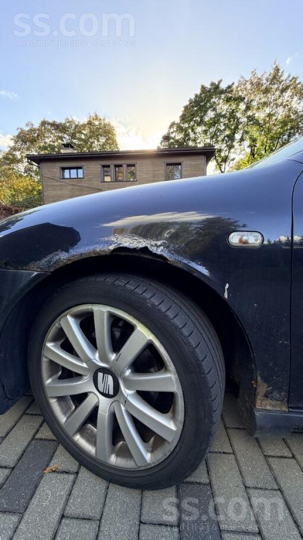 Melns SEAT Leon 2004 Rīga, ar dzinēja tilpumu 1.90 L un nobraukumu 374 tūkst. km par 600 €, foto 6 vietnē AUTOMOTO.COM.LV