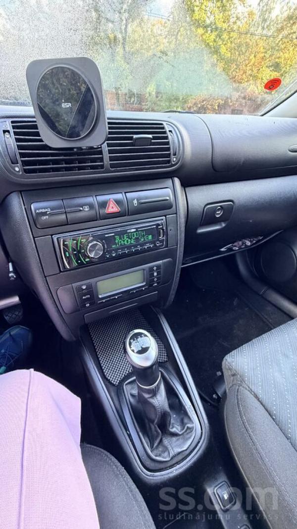 Melns SEAT Leon 2004 Rīga, ar dzinēja tilpumu 1.90 L un nobraukumu 374 tūkst. km par 600 €, foto 10 vietnē AUTOMOTO.COM.LV