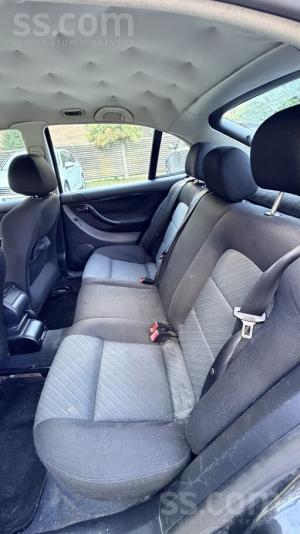Melns SEAT Leon 2004 Rīga, ar dzinēja tilpumu 1.90 L un nobraukumu 374 tūkst. km par 600 €, foto 11 vietnē AUTOMOTO.COM.LV