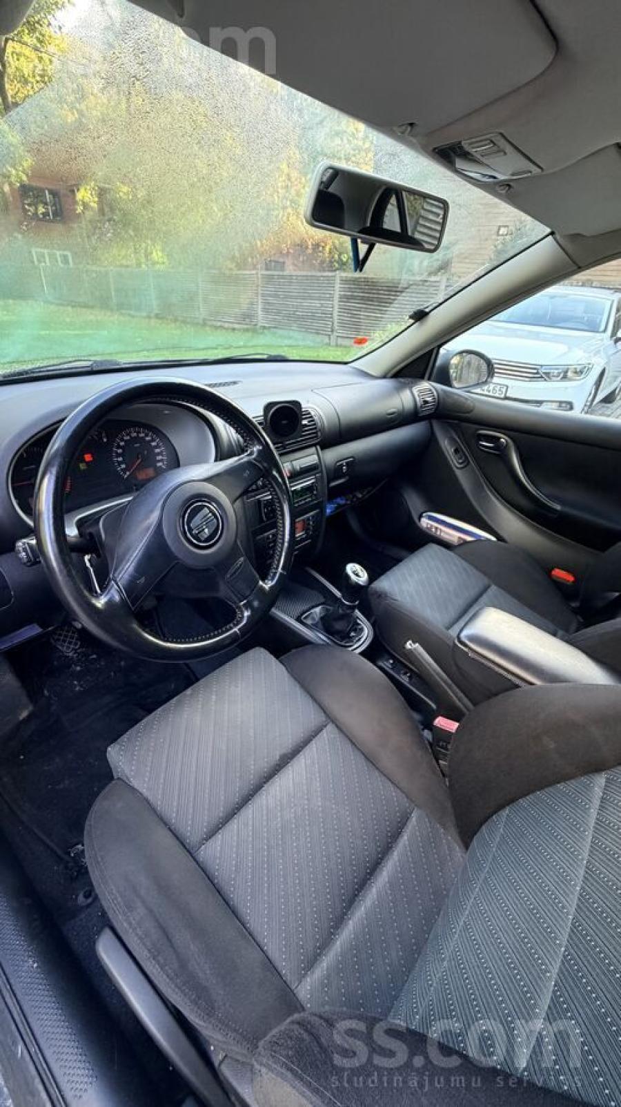 Melns SEAT Leon 2004 Rīga, ar dzinēja tilpumu 1.90 L un nobraukumu 374 tūkst. km par 600 €, foto 16 vietnē AUTOMOTO.COM.LV