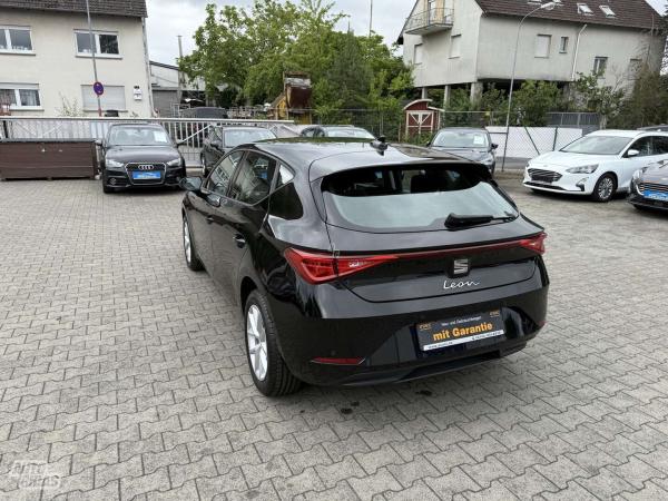 Melns SEAT Leon 2022 Kauņa, ar dzinēja tilpumu 2.00 L un nobraukumu 79 tūkst. km par 22169 €, foto 4 vietnē AUTOMOTO.COM.LV