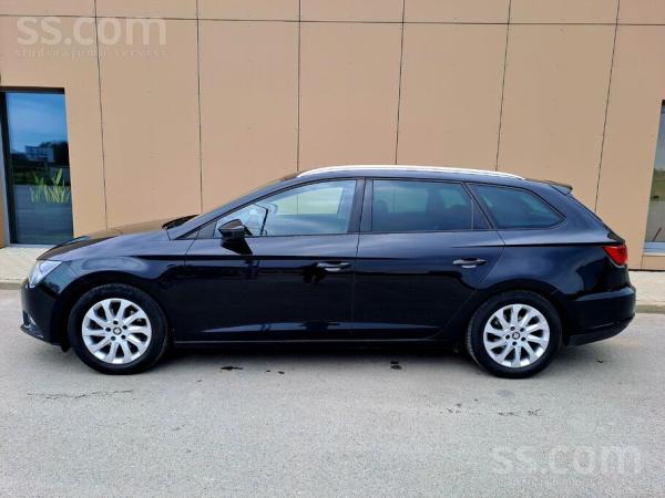 Black SEAT Leon 2014 in Tukums, with an engine capacity of 1.60 L and mileage of 328 thousand km for 4500 €, photo 4 on AUTOMOTO.COM.LV