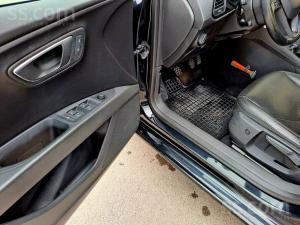 Black SEAT Leon 2014 in Tukums, with an engine capacity of 1.60 L and mileage of 328 thousand km for 4500 €, photo 11 on AUTOMOTO.COM.LV