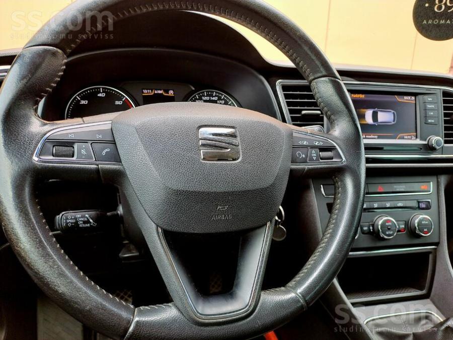 Black SEAT Leon 2014 in Tukums, with an engine capacity of 1.60 L and mileage of 328 thousand km for 4500 €, photo 15 on AUTOMOTO.COM.LV