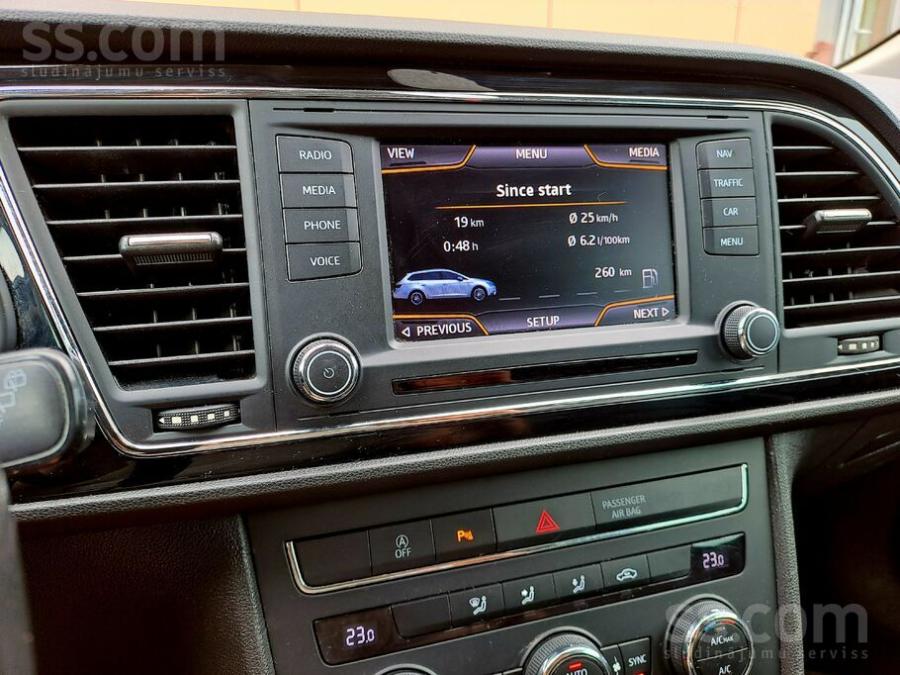 Black SEAT Leon 2014 in Tukums, with an engine capacity of 1.60 L and mileage of 328 thousand km for 4500 €, photo 19 on AUTOMOTO.COM.LV