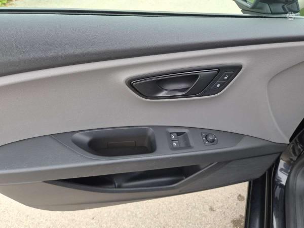 Black SEAT Leon 2014 in Pasvalys, with an engine capacity of 1.60 L and mileage of 286 thousand km for 5200 €, photo 10 on AUTOMOTO.COM.LV