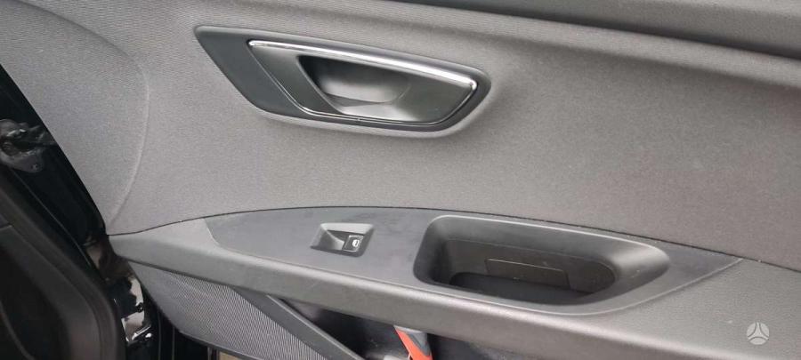 Melns SEAT Leon 2014 Kauņa, ar dzinēja tilpumu 1.60 L un nobraukumu 354 tūkst. km par 4400 €, foto 13 vietnē AUTOMOTO.COM.LV