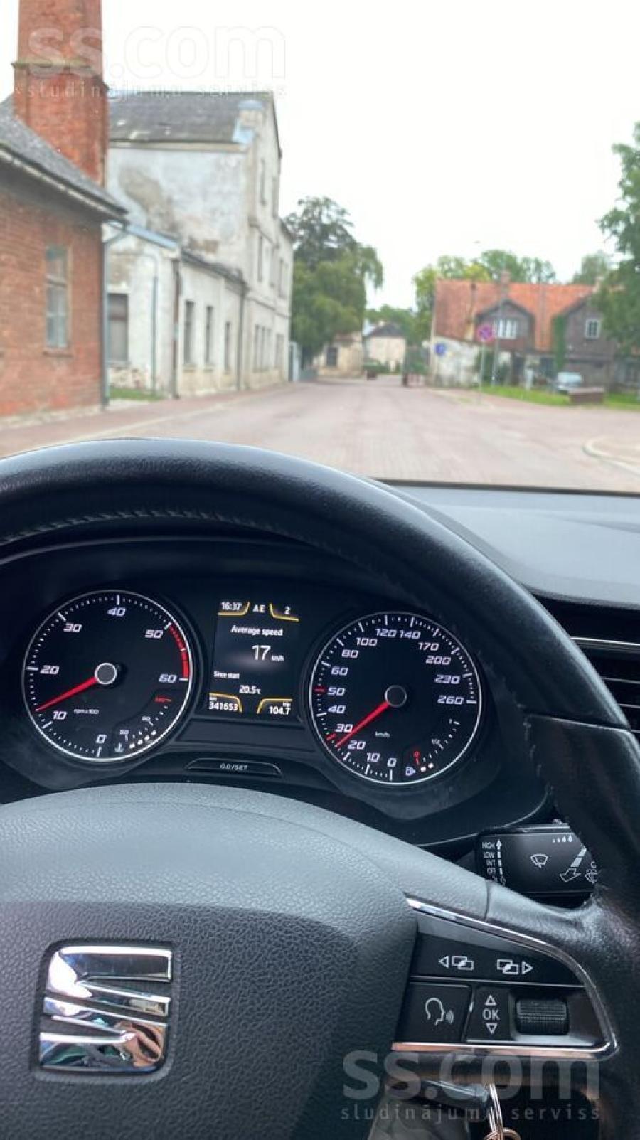 Melns SEAT Leon 2014 Kuldīga, ar dzinēja tilpumu 1.60 L un nobraukumu 342 tūkst. km par 4000 €, foto 6 vietnē AUTOMOTO.COM.LV