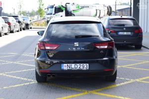 Black SEAT Leon 2014 in Vilnius, with an engine capacity of 2.00 L and mileage of 240 thousand km for 8250 €, photo 6 on AUTOMOTO.COM.LV