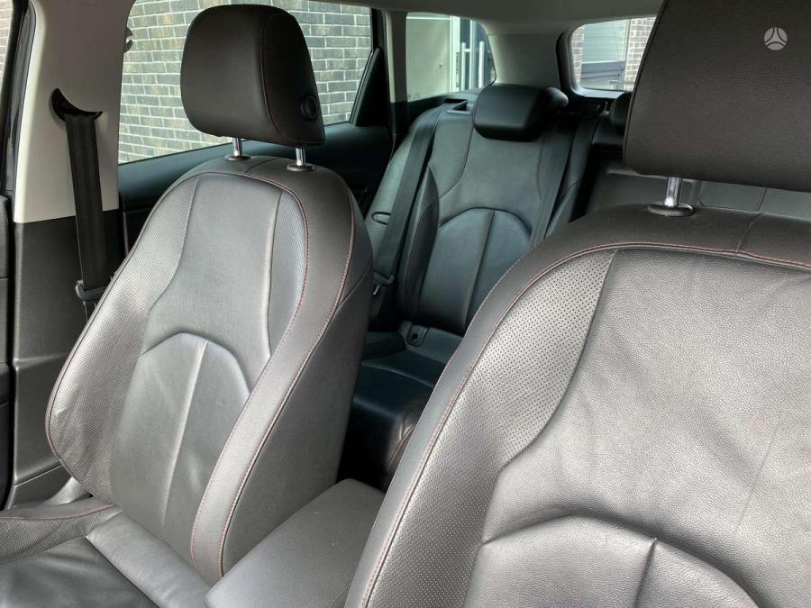 Black SEAT Leon 2014 in Marijampole, with an engine capacity of 1.97 L and mileage of 244 thousand km for 7950 €, photo 22 on AUTOMOTO.COM.LV