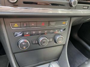 Black SEAT Leon 2014 in Marijampole, with an engine capacity of 1.97 L and mileage of 244 thousand km for 7950 €, photo 30 on AUTOMOTO.COM.LV