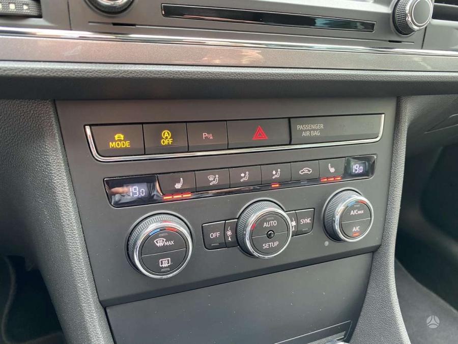 Black SEAT Leon 2014 in Marijampole, with an engine capacity of 1.97 L and mileage of 244 thousand km for 7950 €, photo 37 on AUTOMOTO.COM.LV