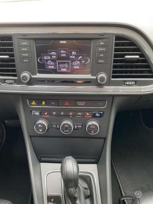 Black SEAT Leon 2014 in Marijampole, with an engine capacity of 1.97 L and mileage of 244 thousand km for 7950 €, photo 38 on AUTOMOTO.COM.LV