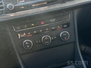 Melns SEAT Leon 2015 Tukums, ar dzinēja tilpumu 2.00 L un nobraukumu 178 tūkst. km par 8290 €, foto 20 vietnē AUTOMOTO.COM.LV