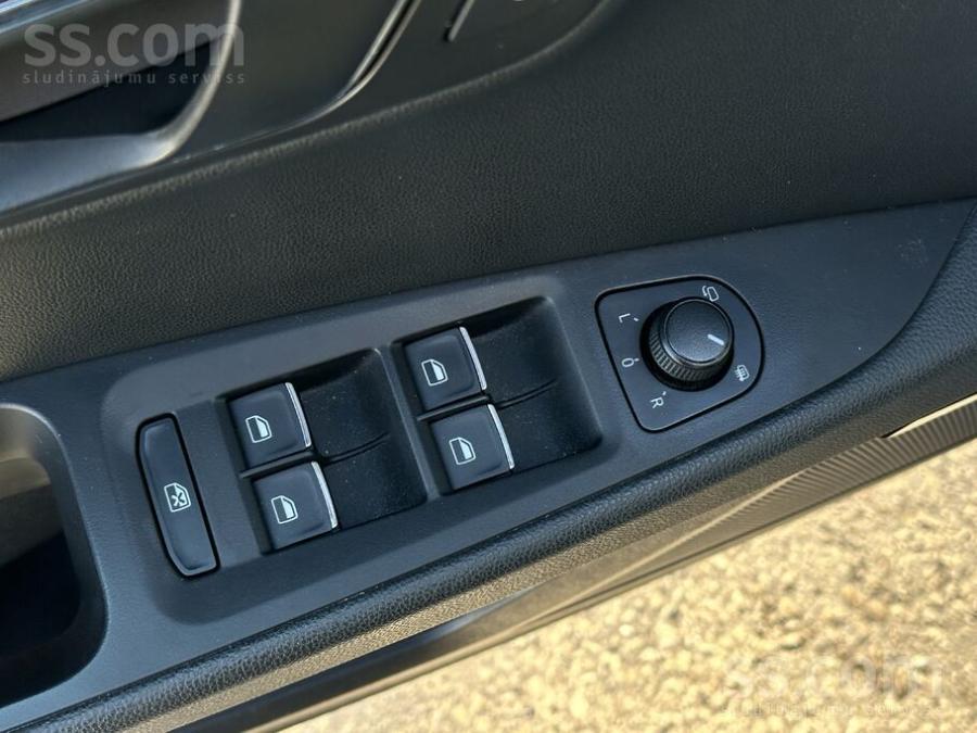 Melns SEAT Leon 2015 Tukums, ar dzinēja tilpumu 2.00 L un nobraukumu 178 tūkst. km par 8290 €, foto 26 vietnē AUTOMOTO.COM.LV