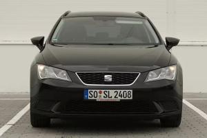 Black SEAT Leon 2015 in Riga, with an engine capacity of 1.60 L and mileage of 198 thousand km for 7650 €, photo 4 on AUTOMOTO.COM.LV