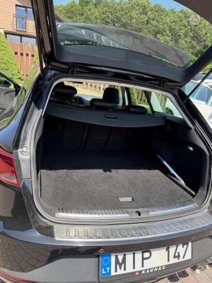 Black SEAT Leon 2015 in Kaunas, with an engine capacity of 1.40 L and mileage of 267 thousand km for 11500 €, photo 5 on AUTOMOTO.COM.LV