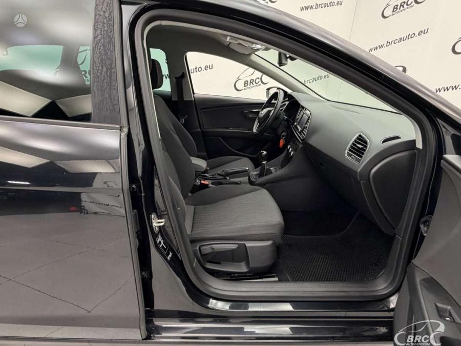 Black SEAT Leon 2015 in Vilnius, with an engine capacity of 1.60 L and mileage of 201 thousand km for 6300 €, photo 6 on AUTOMOTO.COM.LV