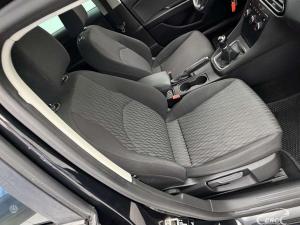 Black SEAT Leon 2015 in Vilnius, with an engine capacity of 1.60 L and mileage of 201 thousand km for 6300 €, photo 7 on AUTOMOTO.COM.LV