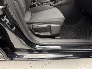 Black SEAT Leon 2015 in Vilnius, with an engine capacity of 1.60 L and mileage of 201 thousand km for 6300 €, photo 8 on AUTOMOTO.COM.LV